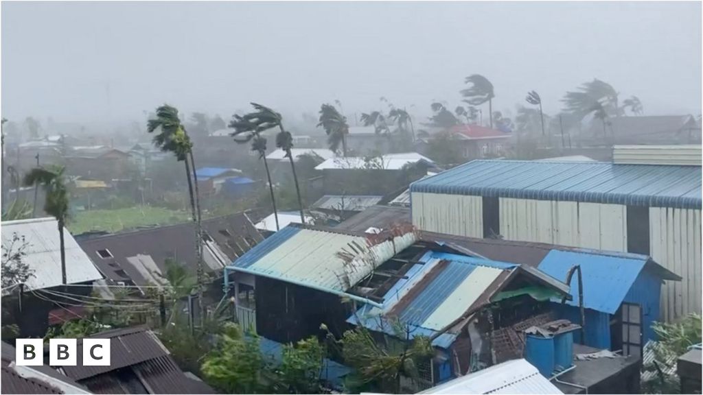Cyclone Mocha: Powerful storm hits Bangladesh and Myanmar - BBC Newsround