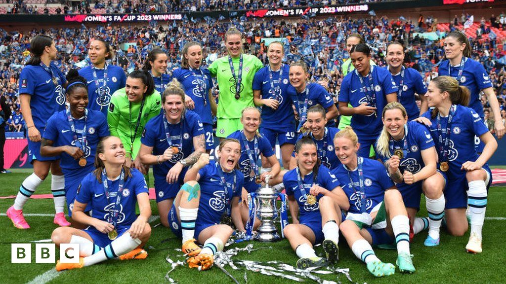 Women's FA Cup: Chelsea beat Manchester United - BBC Newsround