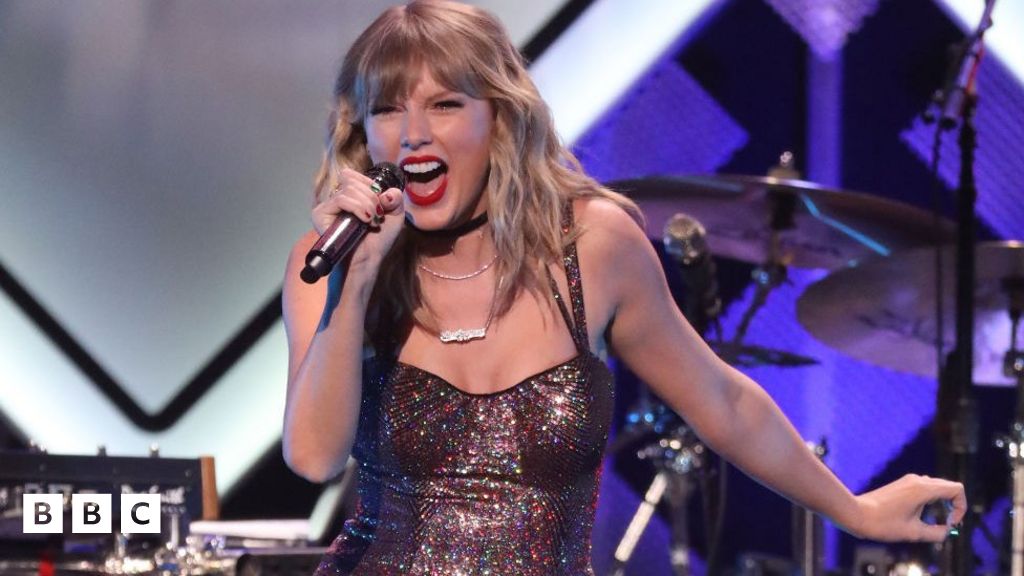 Taylor Swift: The record-breaking artist in numbers - BBC Newsround