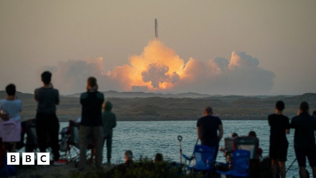 SpaceX rocket: Success and then failure for latest launch - BBC Newsround