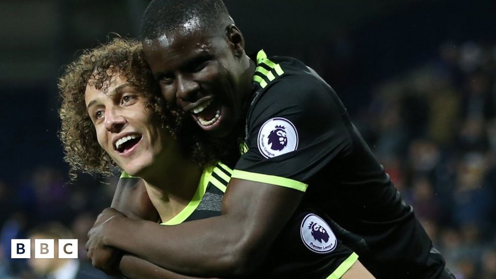 Epic celebrations as Chelsea win Premier League title - BBC Newsround