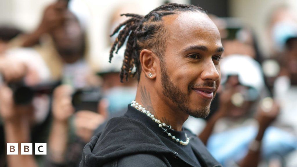 Lewis Hamilton: F1 star wants more diversity in the sport - BBC Newsround