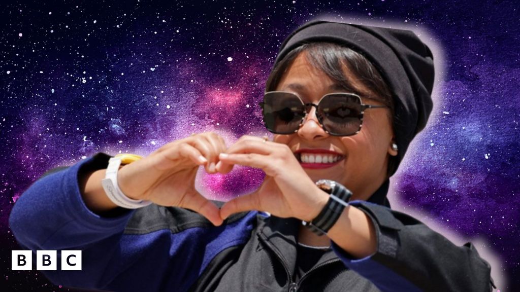 SpaceX: Rayyanah Barnawi becomes first Arab woman in space - BBC Newsround