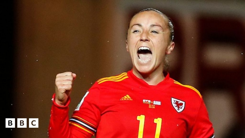 Natasha Harding yn ymddeol o bêl-droed yn 34 oed - BBC Cymru Fyw