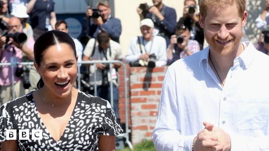 Harry, Meghan and Archie: Royal family arrive in Africa for royal tour ...