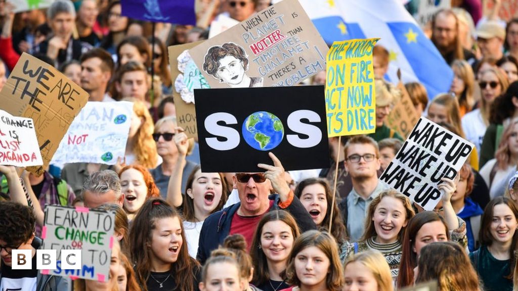 Hinsawdd: 'Rhaid i COP26 cynnig gobaith i bobl am y dyfodol' - BBC Cymru Fyw