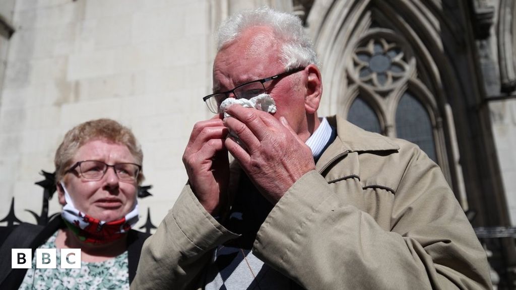 Proses iawndal Swyddfa'r Post 'yn rhy araf' - BBC Cymru Fyw