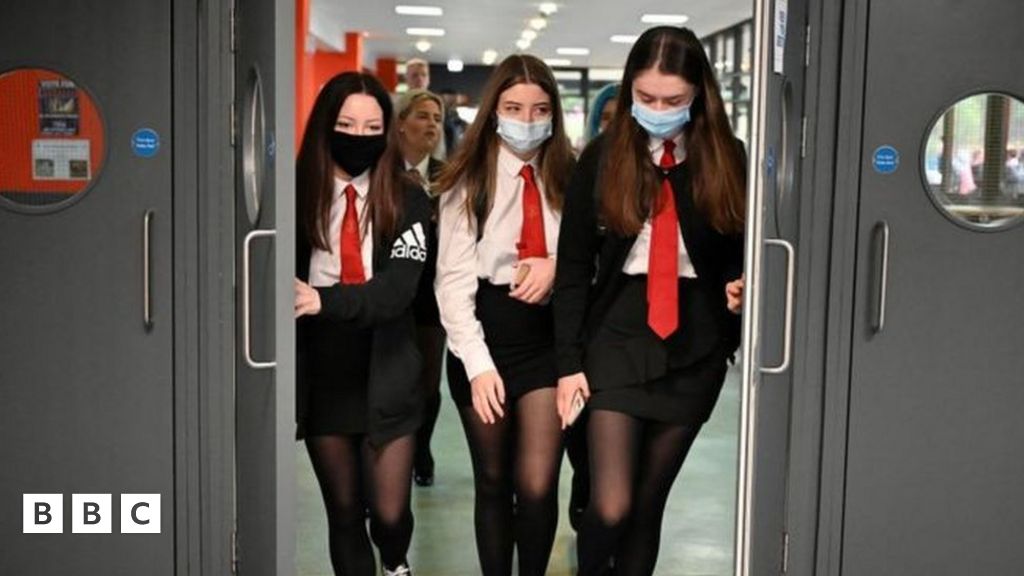 England secondary schools under local lockdown will have mask rules ...