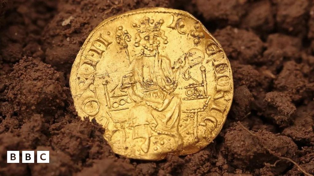 King Henry III coin: Rare 765-year-old gold coin discovered in field ...