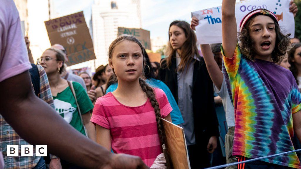 Climate strike: Greta Thunberg's Fridays for Future strike returns on ...