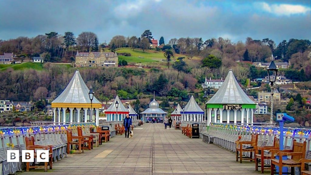 Pier Garth, Bangor yn cipio gwobr pier y flwyddyn - BBC Cymru Fyw