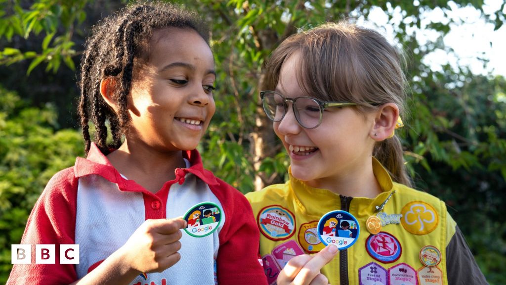 Google: Girlguiding and tech giant launch new online safety badges ...