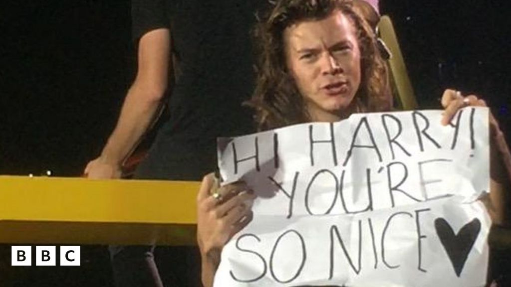 One Direction's Harry Styles corrects fan's grammar - BBC Newsround