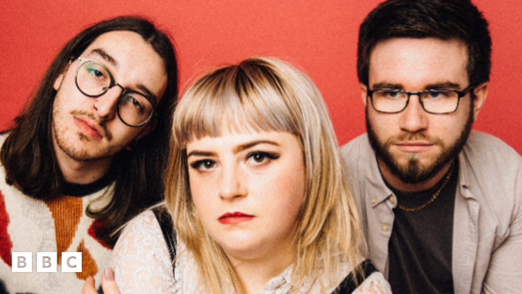 Gigs mis Mehefin 2024 - BBC Cymru Fyw