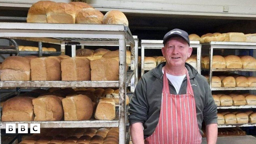 Menter gymdeithasol yn prynu becws hanesyddol Llanaelhaearn - BBC Cymru Fyw