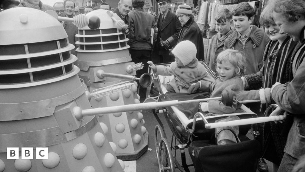 Doctor Who Fandom - BBC