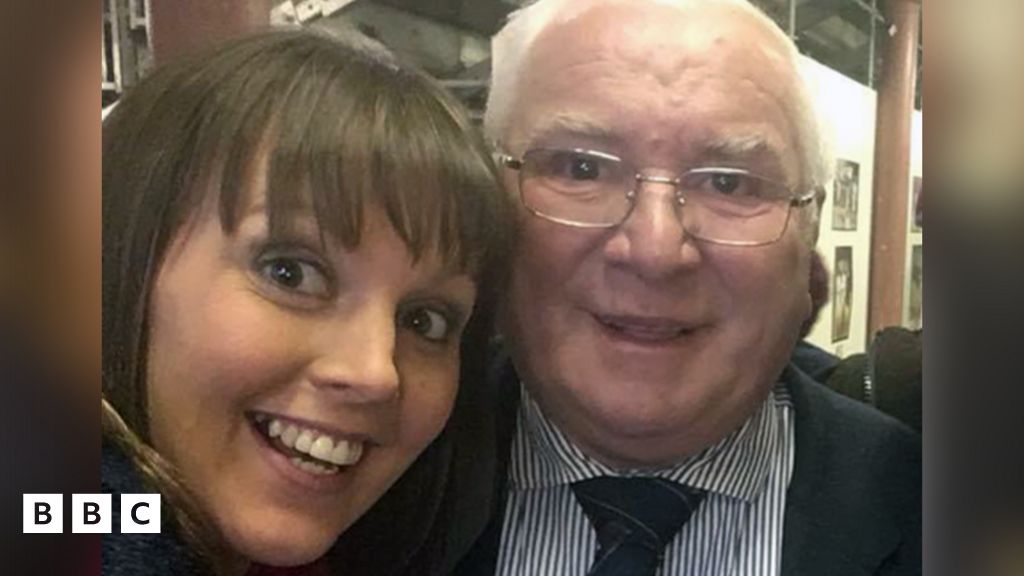 'Diolch i Dai Jones am yr ysbrydoliaeth' - BBC Cymru Fyw