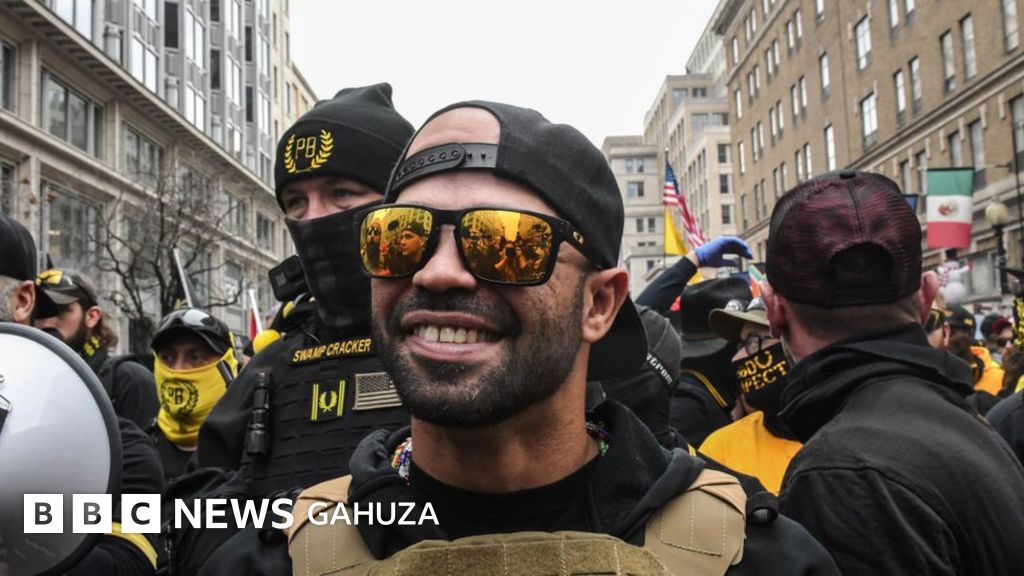 US: Umukuru w'intagondwa za Proud Boys 'yahagaritswe yagirizwa guturira ...
