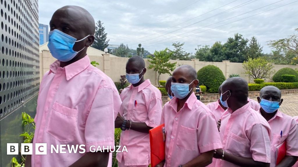 Rwanda: Urubanza rwasubitswe kubera impaka kuri Paul Rusesabagina nubwo ...