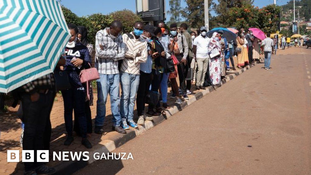 Abanyarwanda barahitishwamo kubahiriza ingamba cyangwa gusubira muri ...