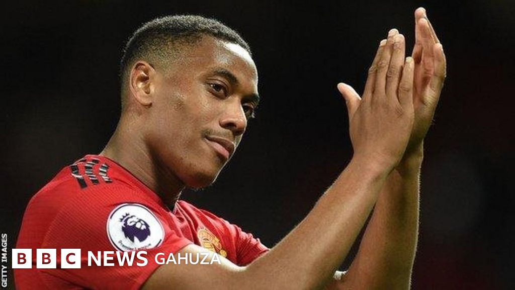 Ayavugwa mu mupira w'amaguru kuri uyu wa gatandatu: Martial, Mykolenko, Phillips, Rashford ...