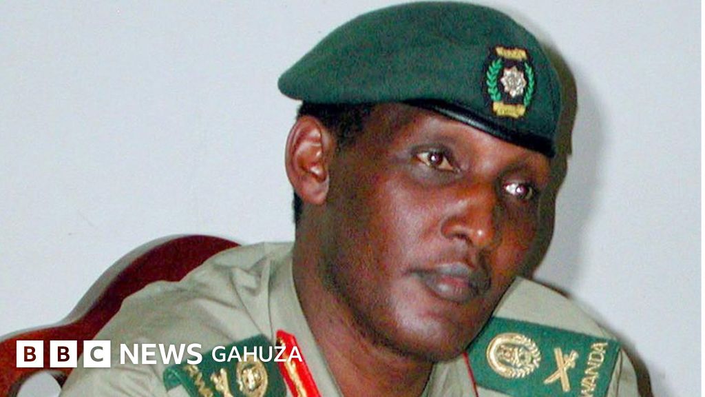 RNC ihuriro nyarwanda ryiciyemwo ibice - BBC News Gahuza