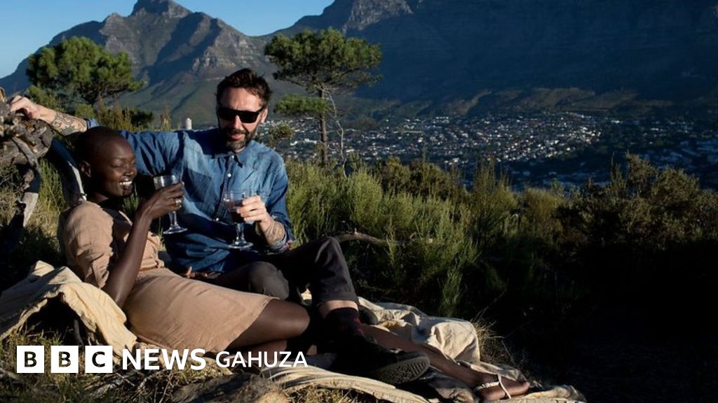 Kuki uguhuza ibitsina bituma hari abantu babesha? - BBC News Gahuza