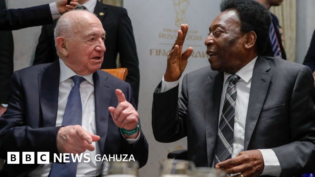 Nikita yakomerekeje Pele mu gikombe c'isi yose co mu 1958. - BBC News Gahuza