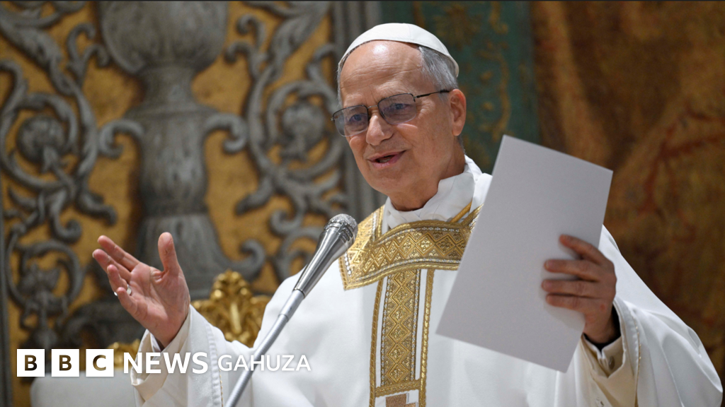 Papa Léon XIV agabisha ko hari ukubura ukwizera mu misa yiwe ya mbere i Vatikano - BBC News Gahuza