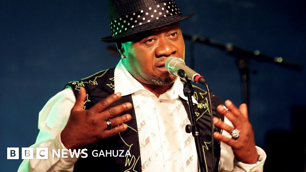 Urupfu rwa Papa Wemba: Abantu babarirwa mu bihumbi bitezwe kumwibuka i ...