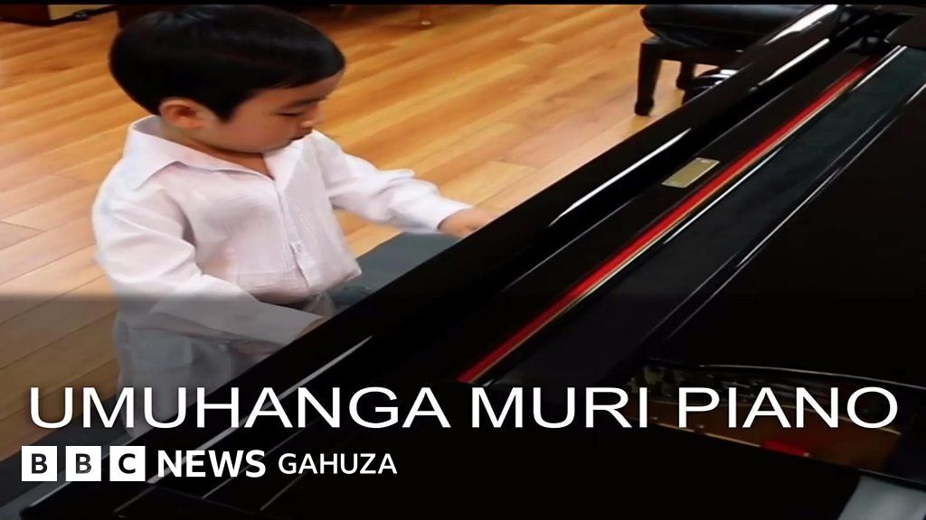 Ku myaka 4 gusa, ni umuhanga muri piano - BBC News Gahuza