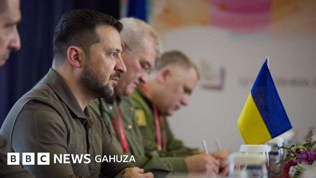 Ukraine: Bakhmut 'ntiyigaruriwe' na Russia – Zelensky - BBC News Gahuza