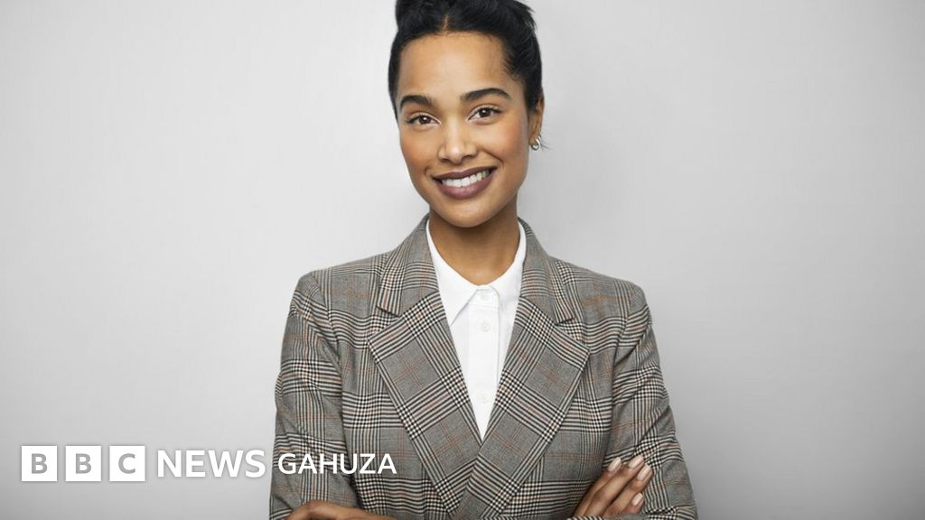 Akazi: Ibyo wibaza kuri CV n'ibikwiye kuba biyigize - BBC News Gahuza