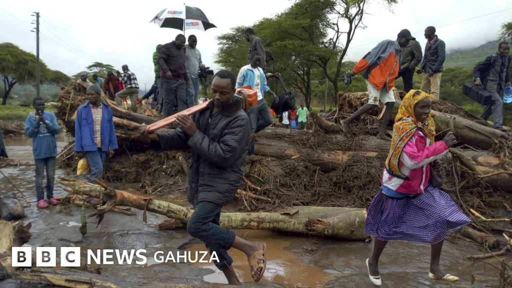 Abantu barenga 50 bahitanywe n'imyuzurira muri Kenya - BBC News Gahuza