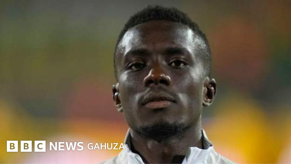 Idrissa Gueye ari kugarukwaho ku isi mu gihe hari ubushyamirane ku ...