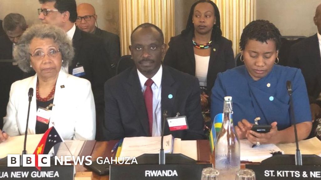 Rwanda: Dr Richard Sezibera asimbuwe nyuma y'umwaka umwe - BBC News Gahuza