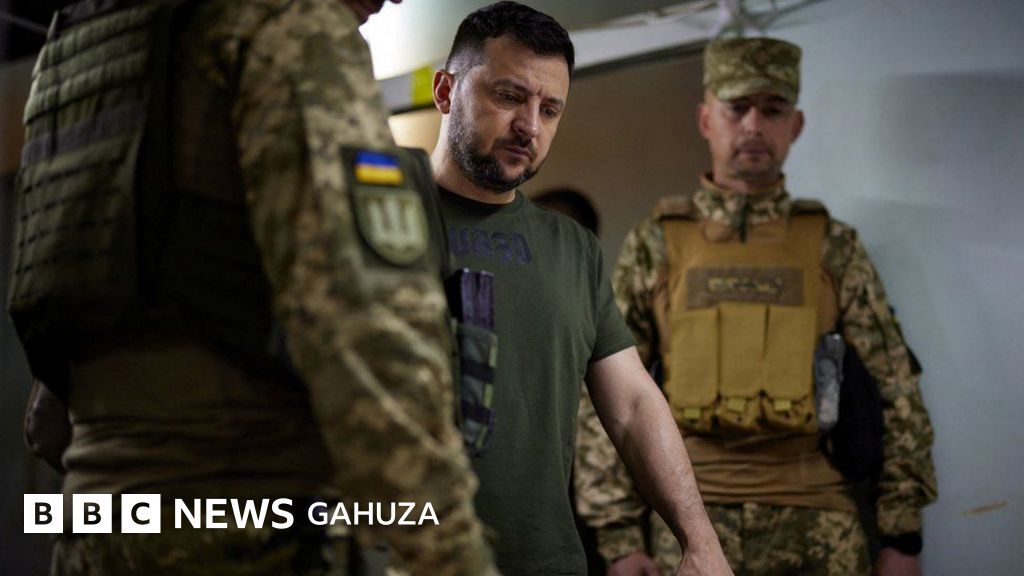 Intambara ya Ukraine: Russia itumbereye 'gusambura' Donbas - Zelensky ...