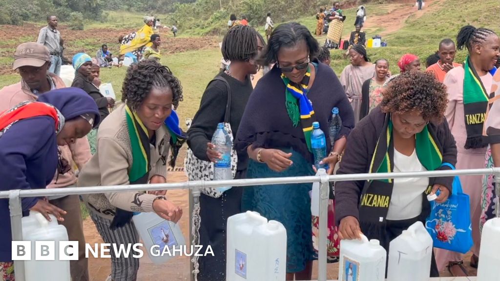 Video: "Amazi y'umugisha" y'i Kibeho: Abajyayo bitwaza amajerikani kuko ...