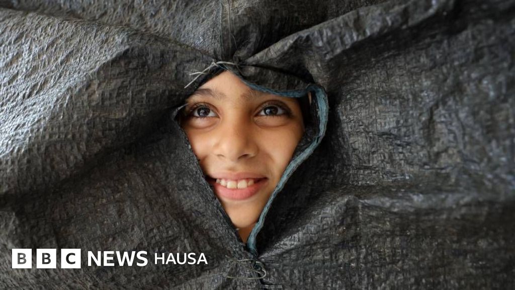 An cire wannan labarin: 'Mun bibiyi rayuwar uku da suka tsira a yaƙin ...