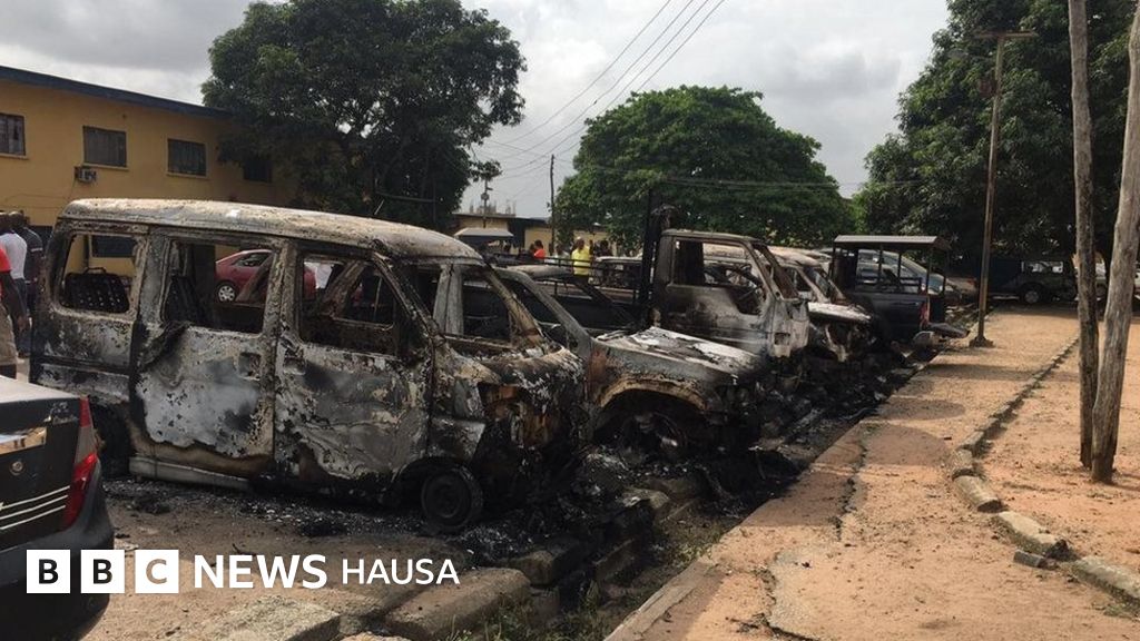Jihar Imo: 'Akwai siyasa a batun hare-haren da ake kai wa jami'an tsaro ...