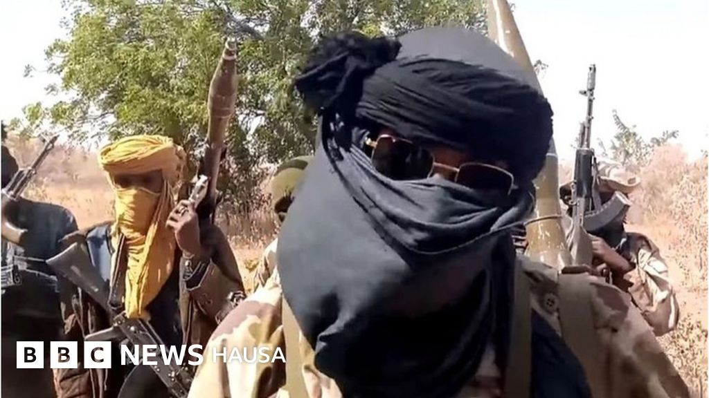 Zamfara Circle: Ƴan bindiga sun mamaye ƙauyuka 70 a Zamfara - BBC News Hausa