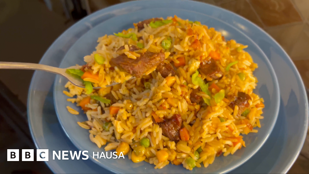 Girke-Girken Ramadan: Fried rice mai nama da kayan miya - BBC News Hausa