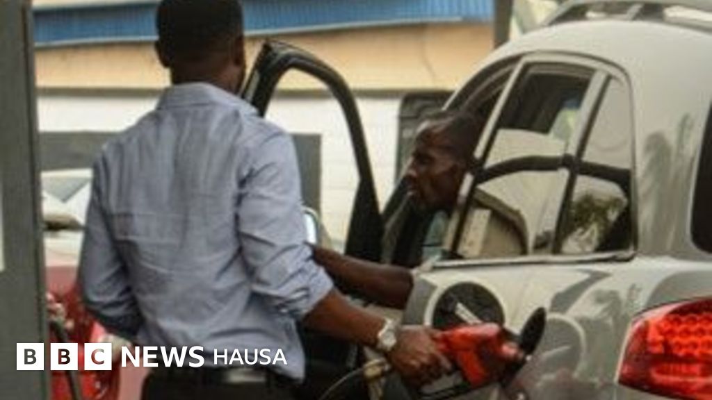 Wane tasiri zare hannun NNPCL daga dillancin man Dangote zai yi ga ƴan Najeriya? - BBC News Hausa