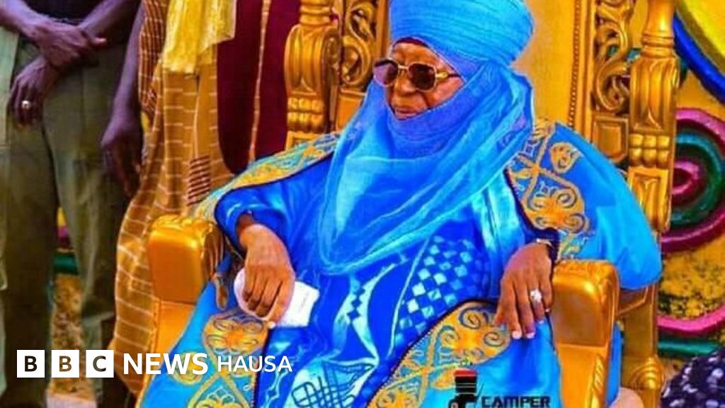Sarkin Zazzau Shehu Idris ya rasu - BBC News Hausa