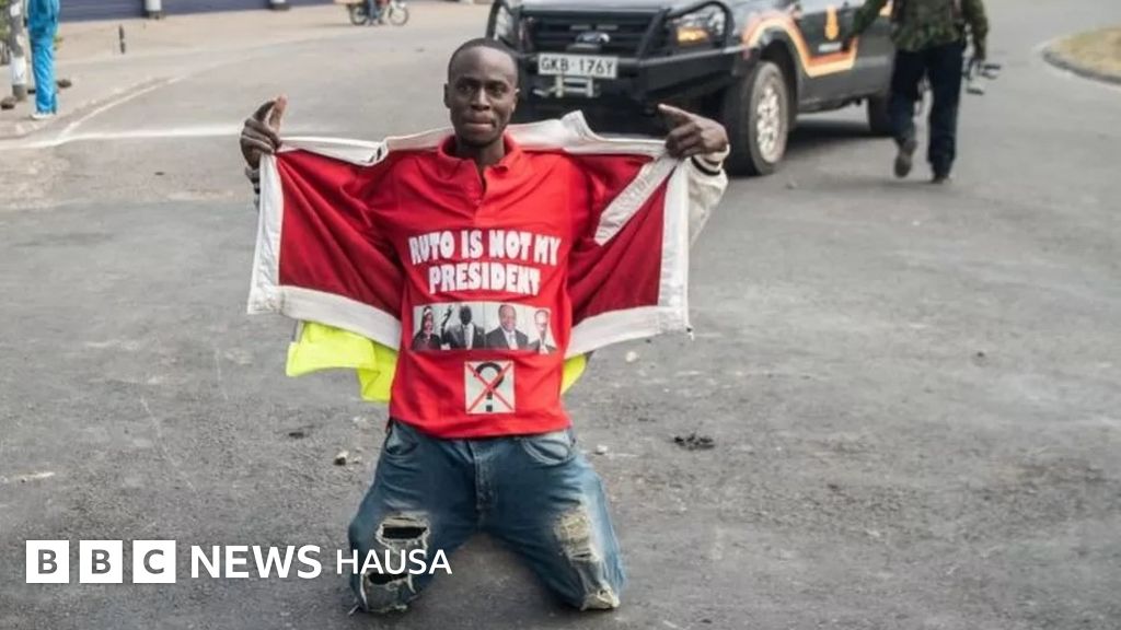 Ko Kenya ta rungumi zaman lafiya ko ta auka yaƙin basasa - Jaridu - BBC ...