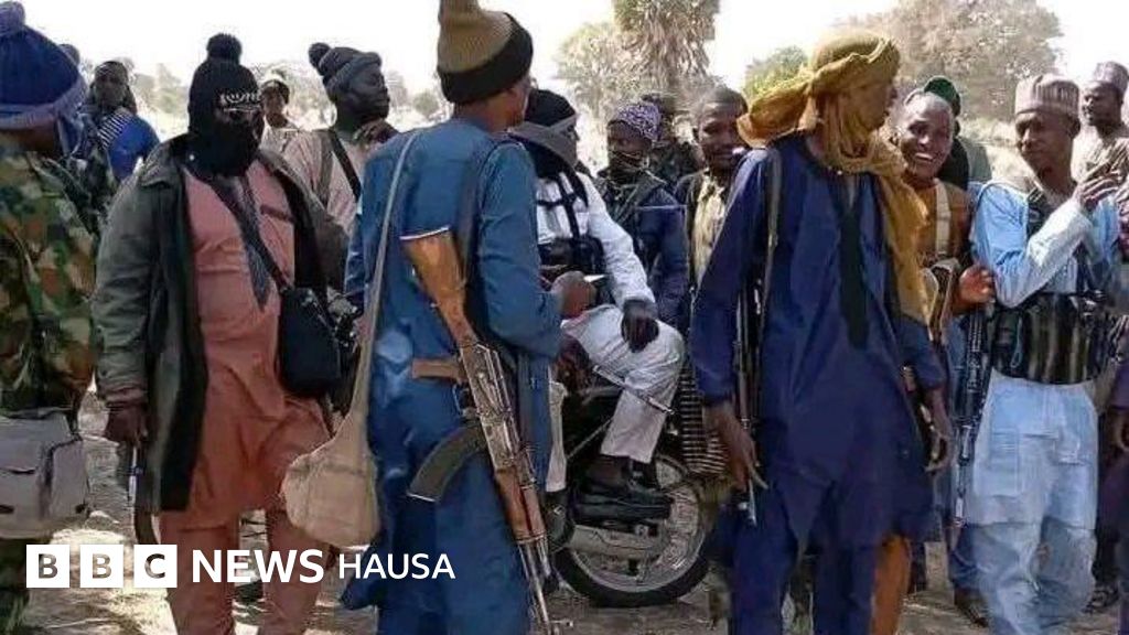 Yadda ƴanbindiga ke tilasta wa manoma biyan haraji kafin girbe amfanin gona a Zamfara - BBC News ...
