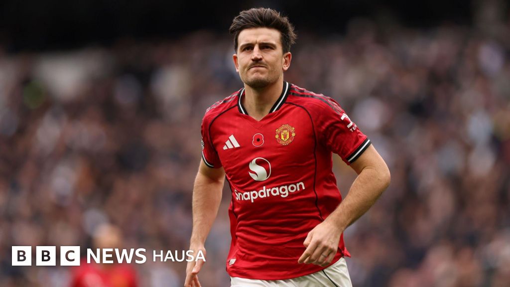 Ƙungiyoyin Italiya na rubibin Maguire, Valencia na son Onyeka - BBC ...