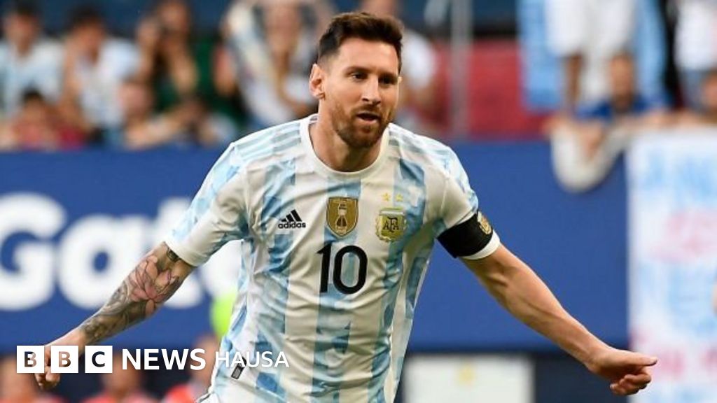 Lionel Messi ya ci wa Argentina kwallo biyar a karon farko - BBC News Hausa