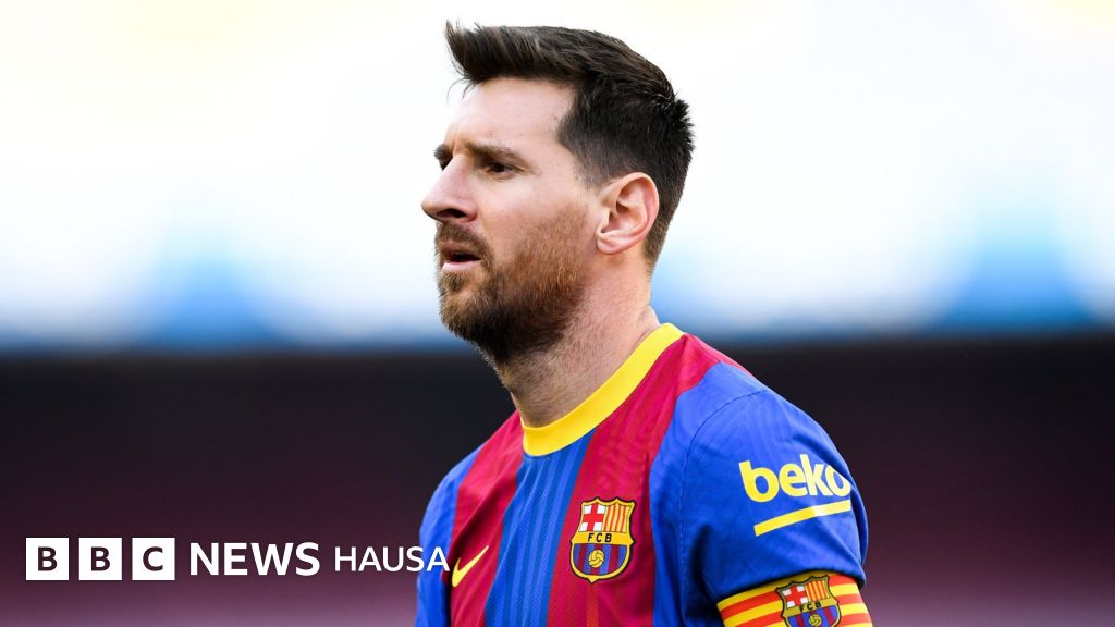 Kwangilar Lionel Messi: Dan wasan Barcelona ba shi da kulob - BBC News ...