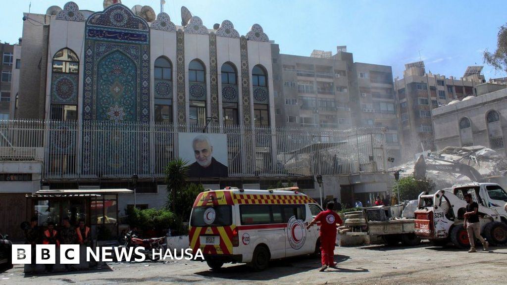 Ko Iran za ta mayar da martani kan harin Isra'ila da ya kashe mata babban janar? - BBC News Hausa